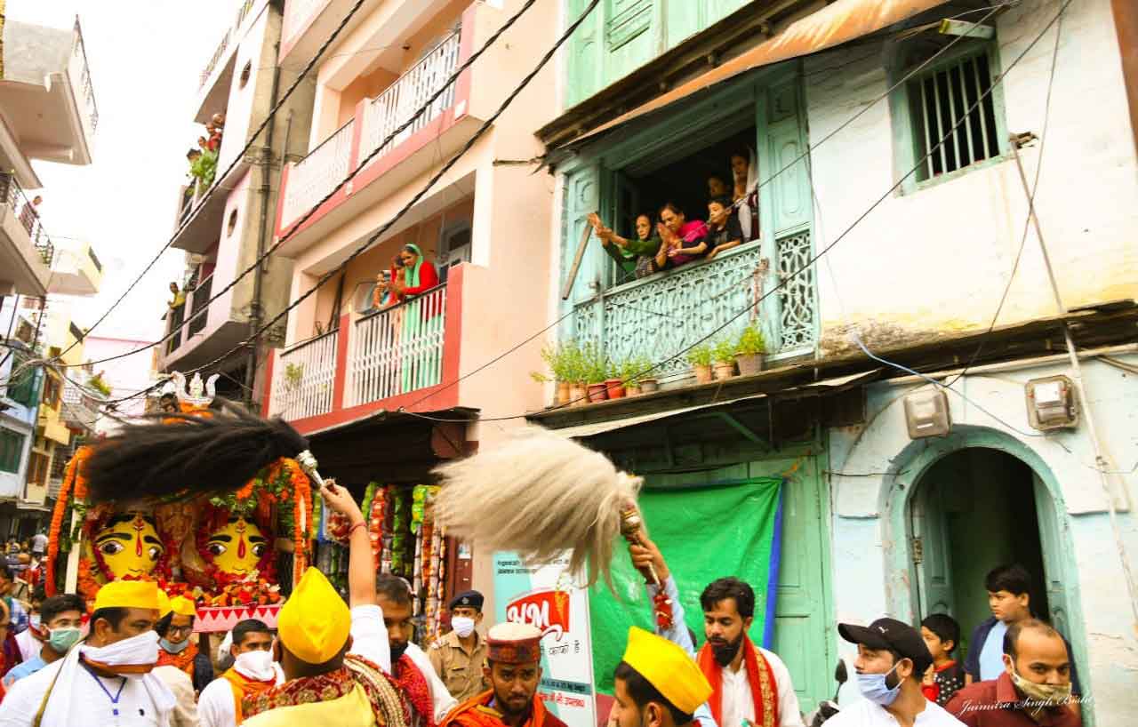 अल्मोड़े में नंदा देवी मेले की एक्सक्लूसिव तस्वीरें Kafal Tree